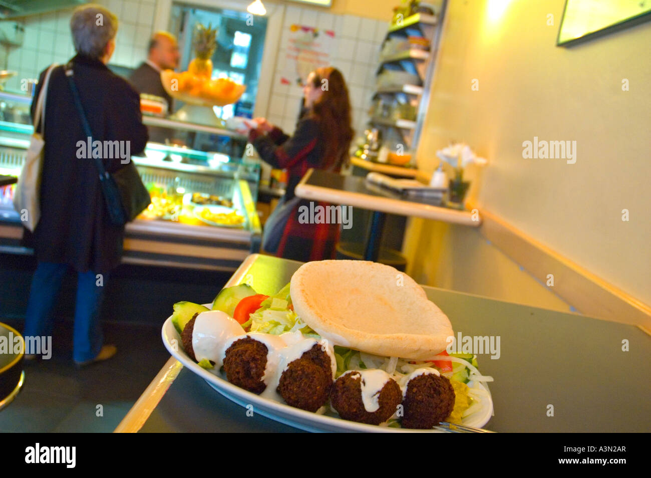 A vegetarian dish of falafel Stock Photo - Alamy
