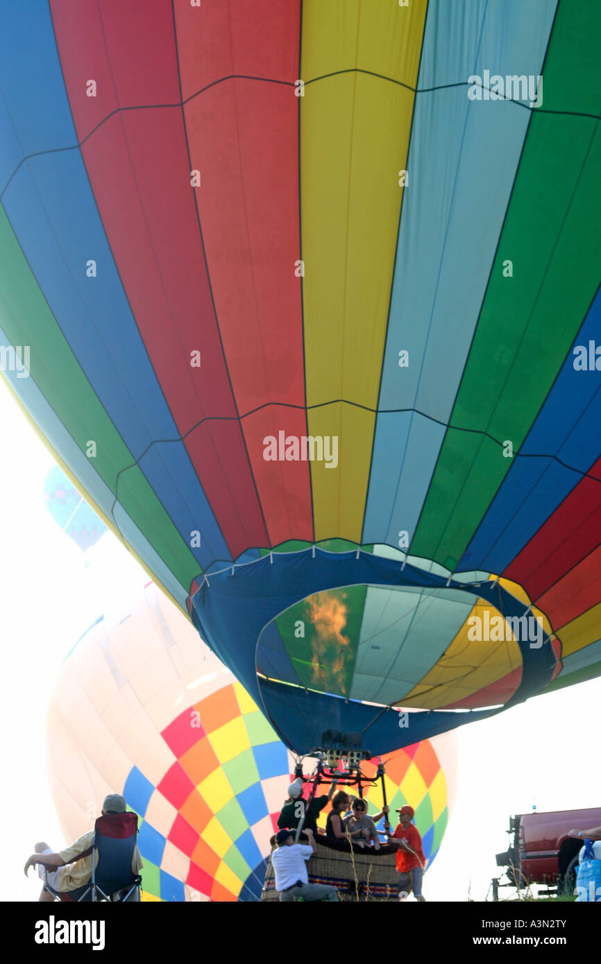 Hot air balloon racing hi-res stock photography and images - Alamy