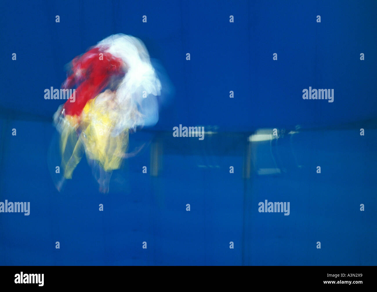 Safety net trapeze hi-res stock photography and images - Alamy