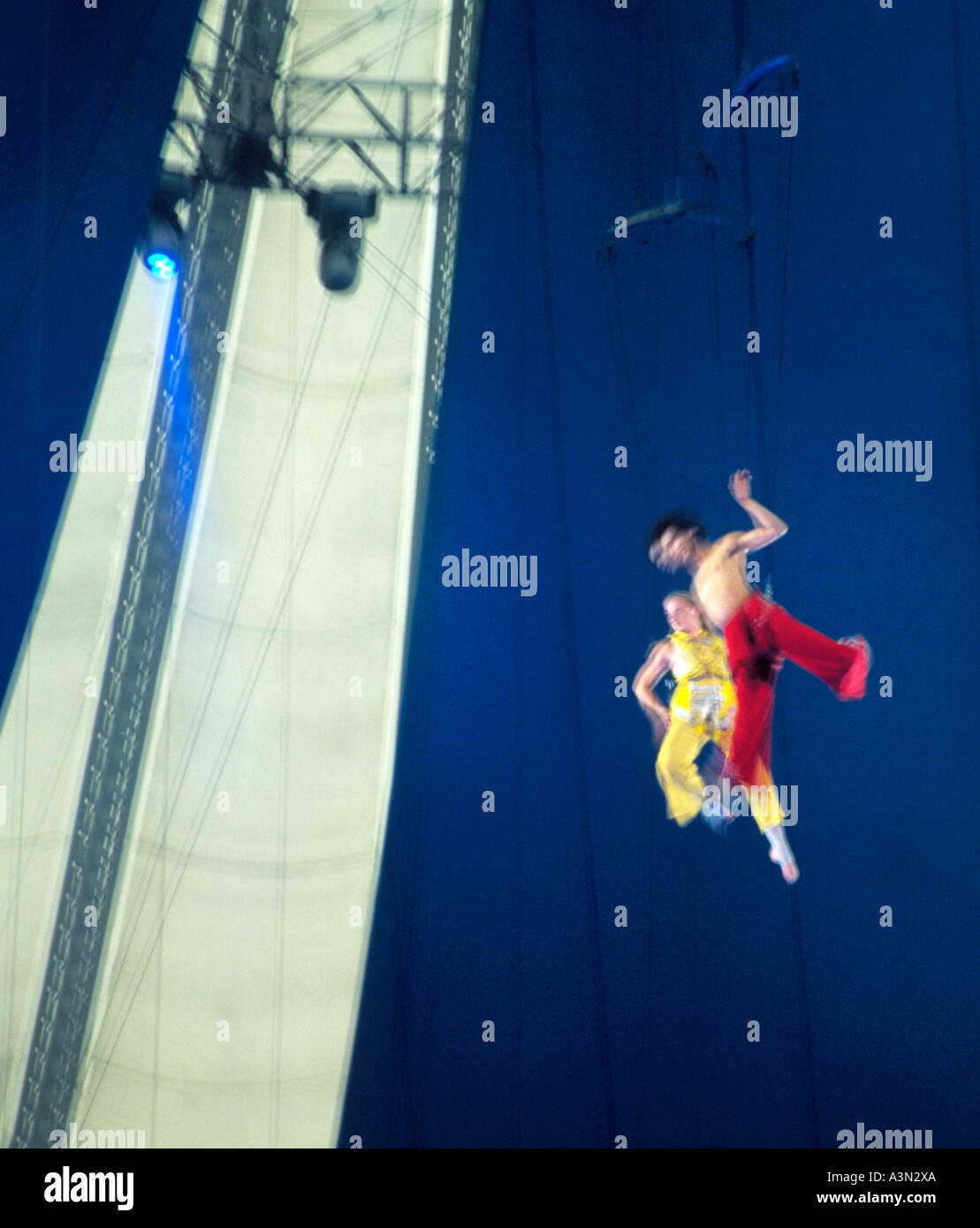 Safety net circus hi-res stock photography and images - Alamy