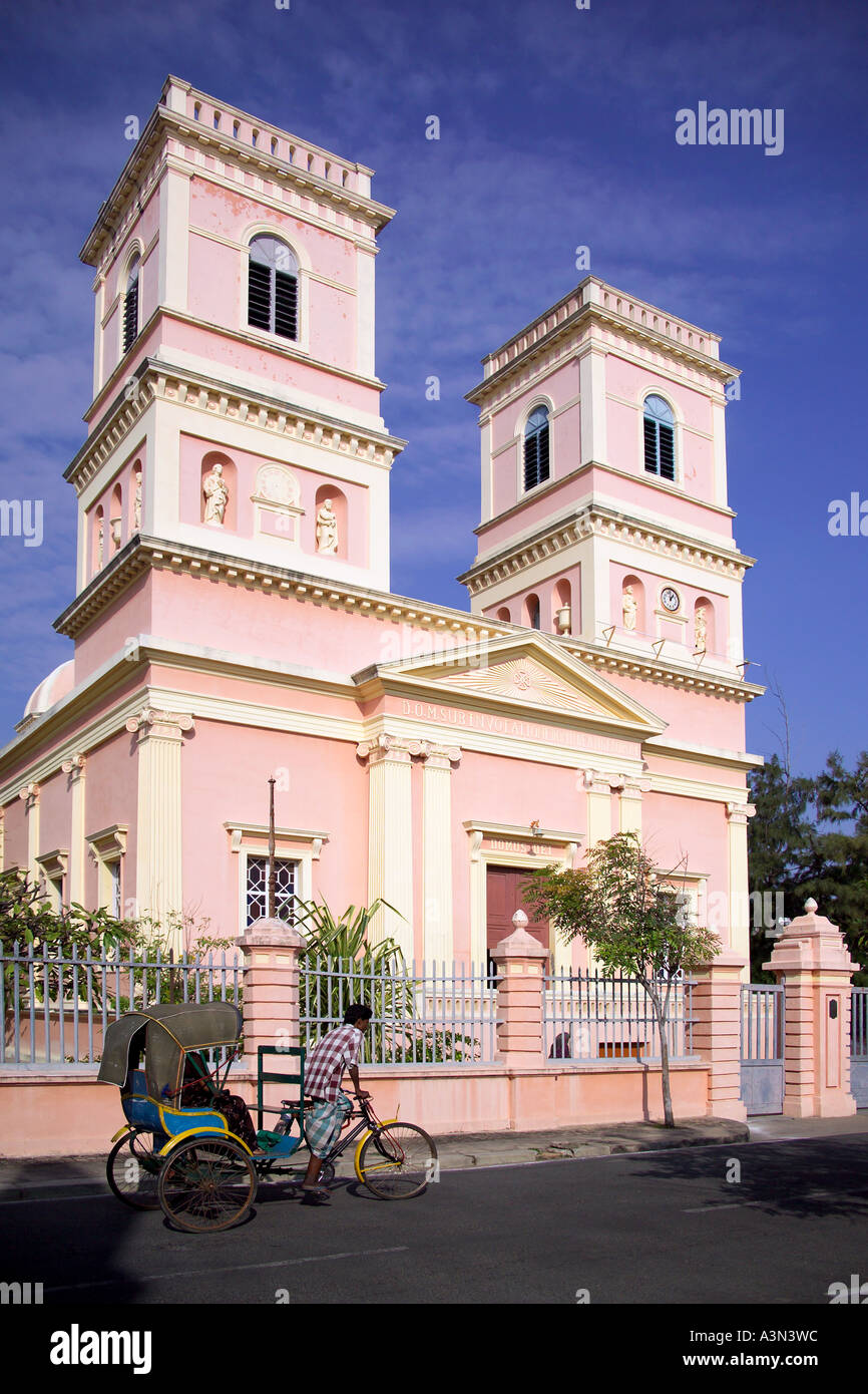French Colonial Architecture, Pondicherry, South India Stock Photo - Alamy