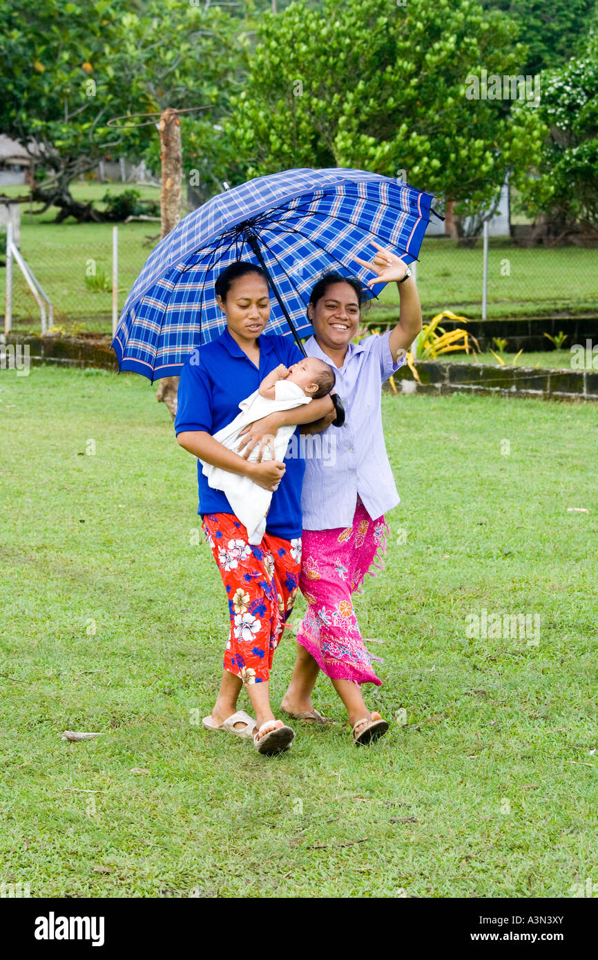 Tonga village hi-res stock photography and images - Alamy
