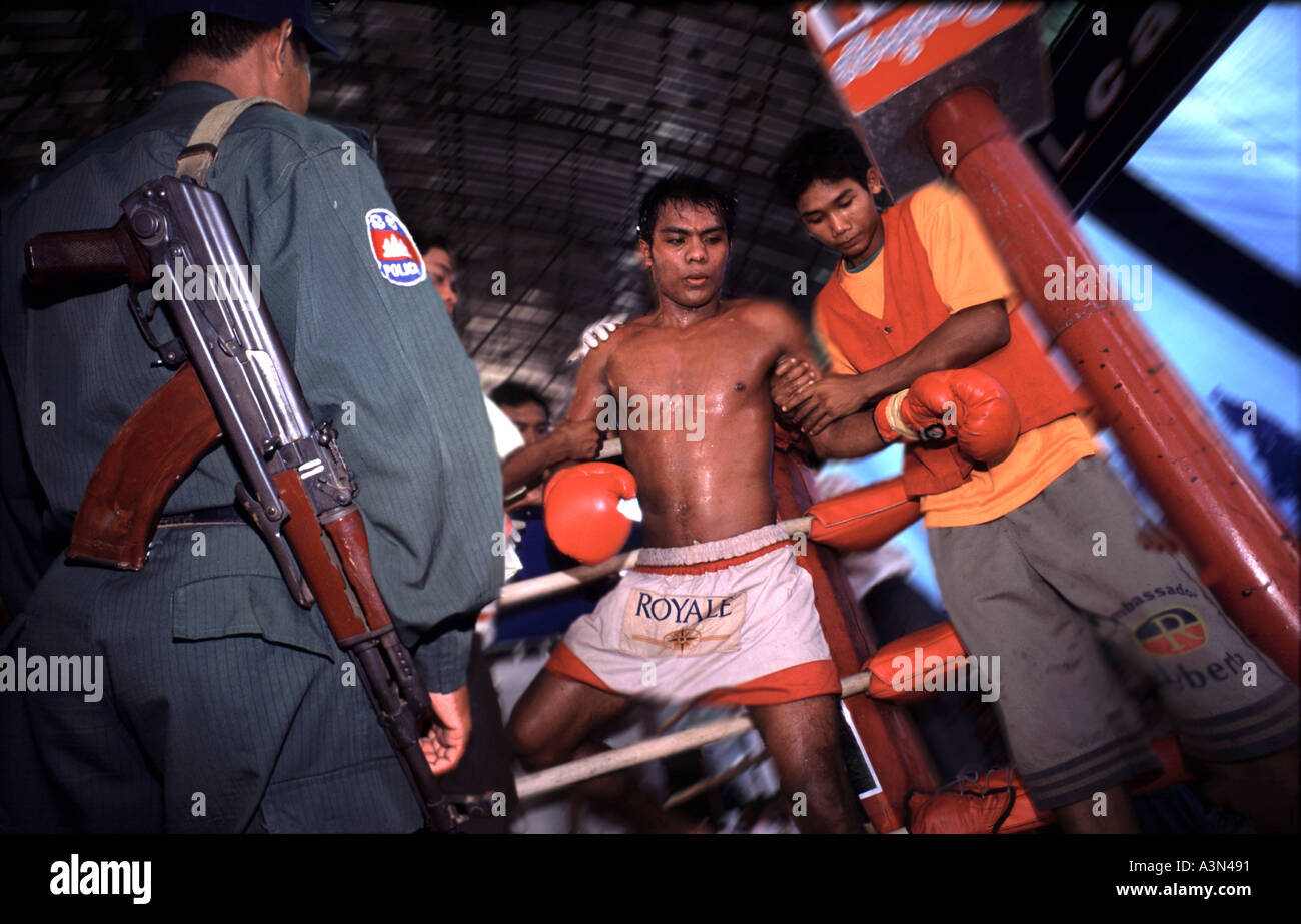 Cambodian Kick boxing or 'Serey Pradal' Stock Photo - Alamy