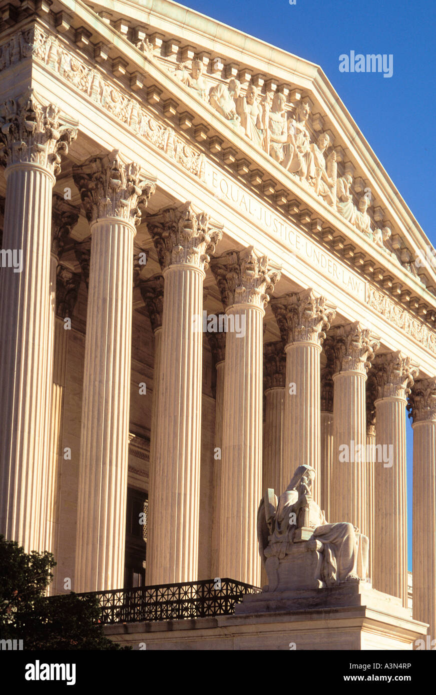 Federal court house exterior america hi-res stock photography and ...