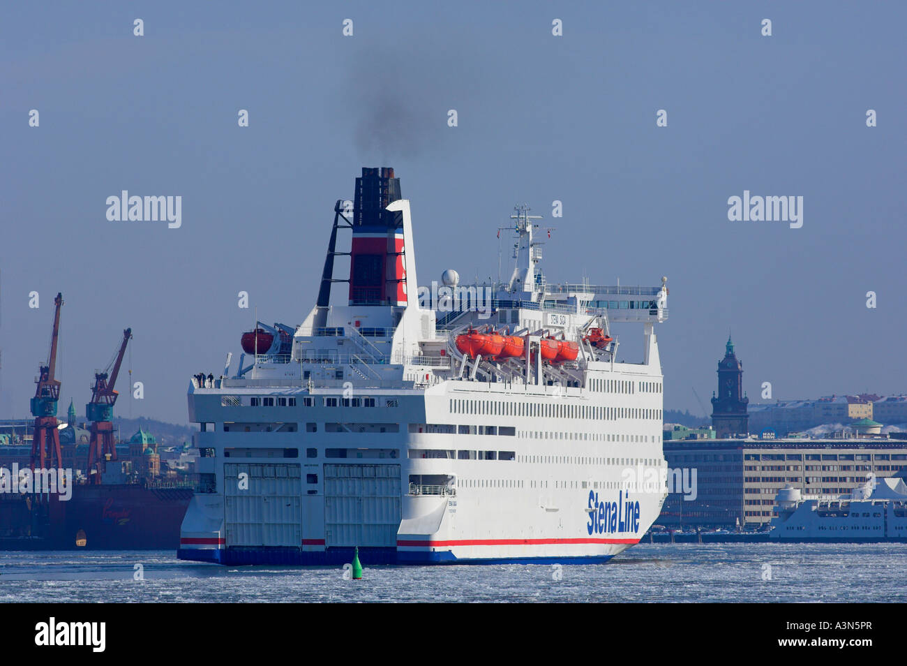 Stena Line entering the port of Gothenburg . Sweden Stock Photo - Alamy