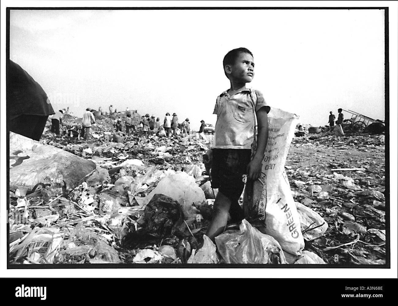 Asia child labor exploitation exploitation Black and White Stock Photos ...