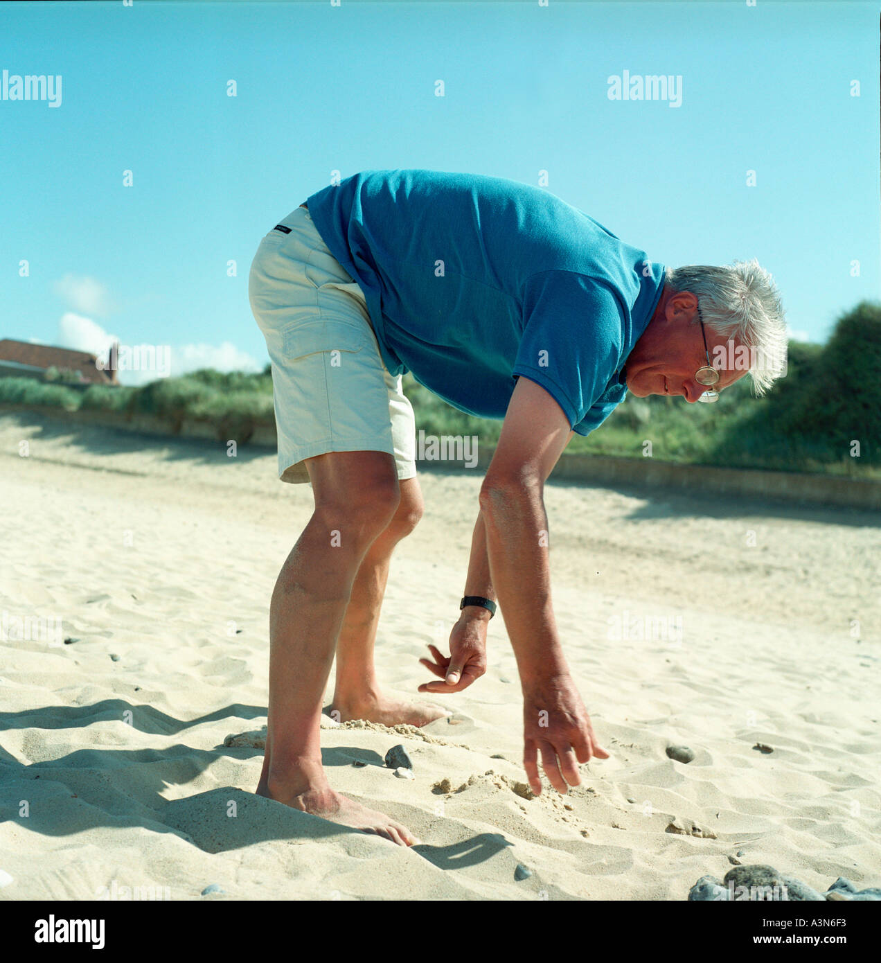 Scrabbling hi-res stock photography and images - Alamy
