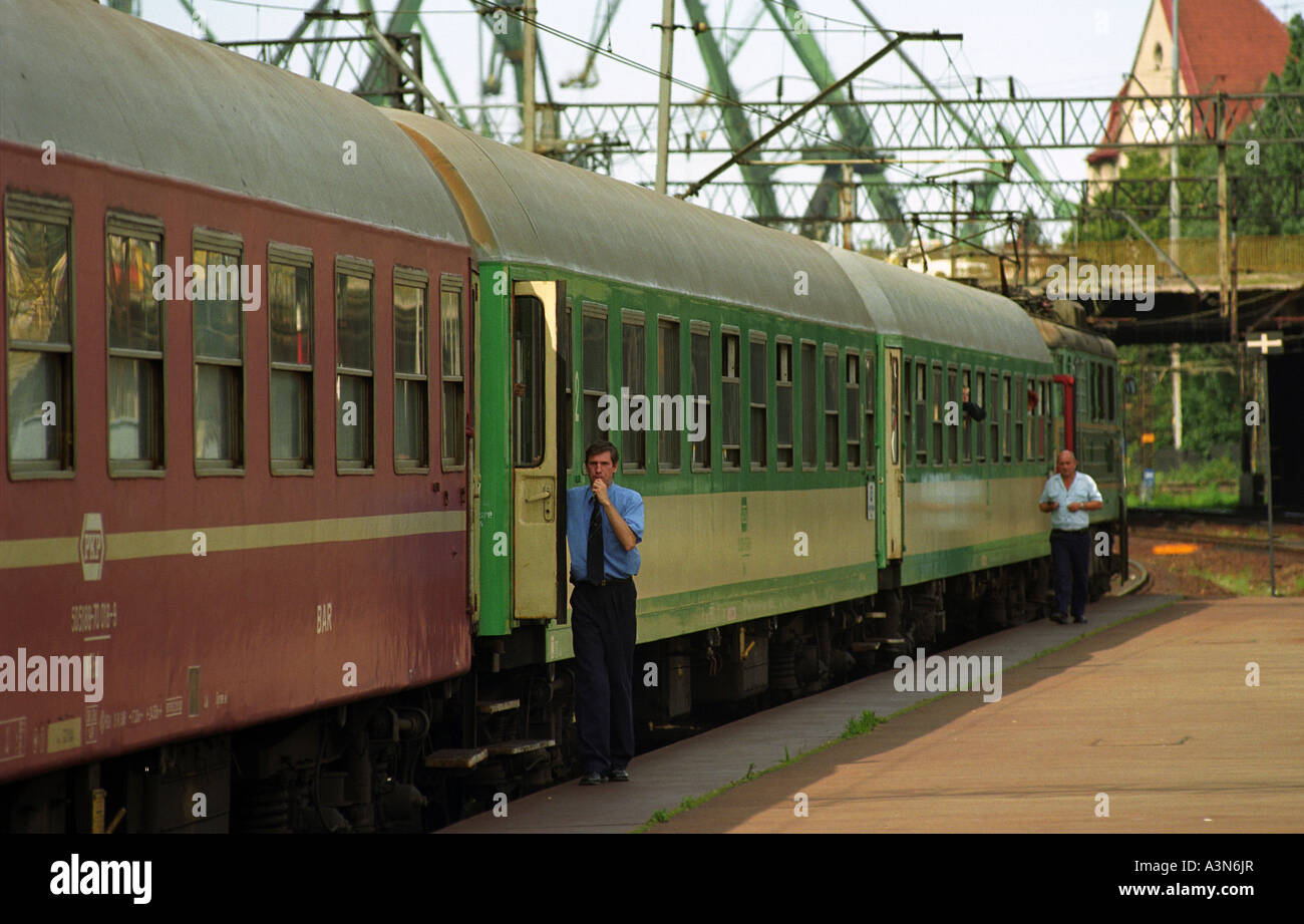 Long distance train station hi-res stock photography and images - Alamy