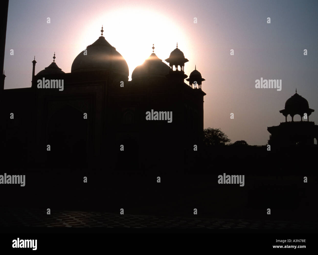 Taj Mahal Mosque Stock Photo - Alamy