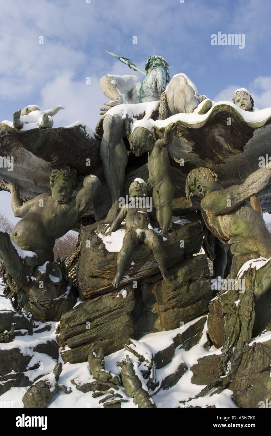 The bronze Neptunbrunnen, a huge fountain with a statue of Neptune and ...