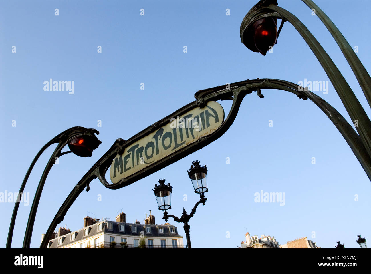 PARIS FRANCE BLANCHE METRO STATION ART NEAUVEAU HECTOR GUIMARD ARCH ...