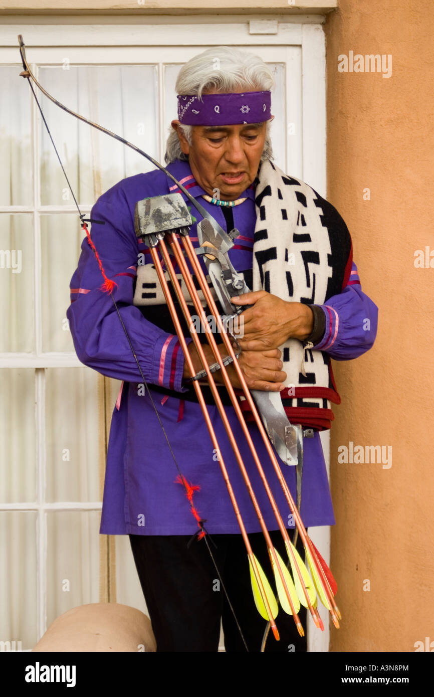 Native American story teller from the Puebloan Culture Stock Photo - Alamy