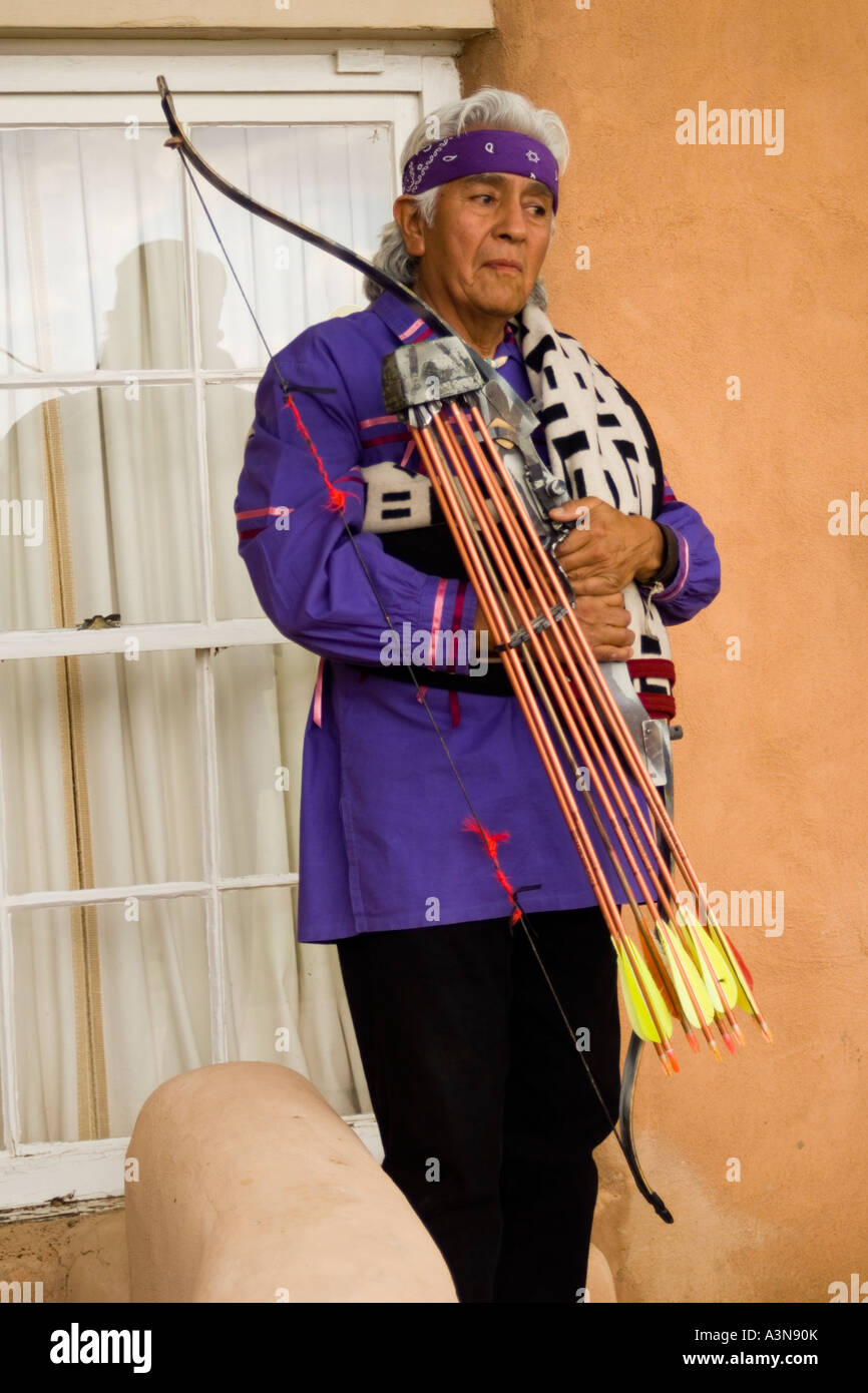 Native American story teller from the Puebloan Culture Stock Photo - Alamy