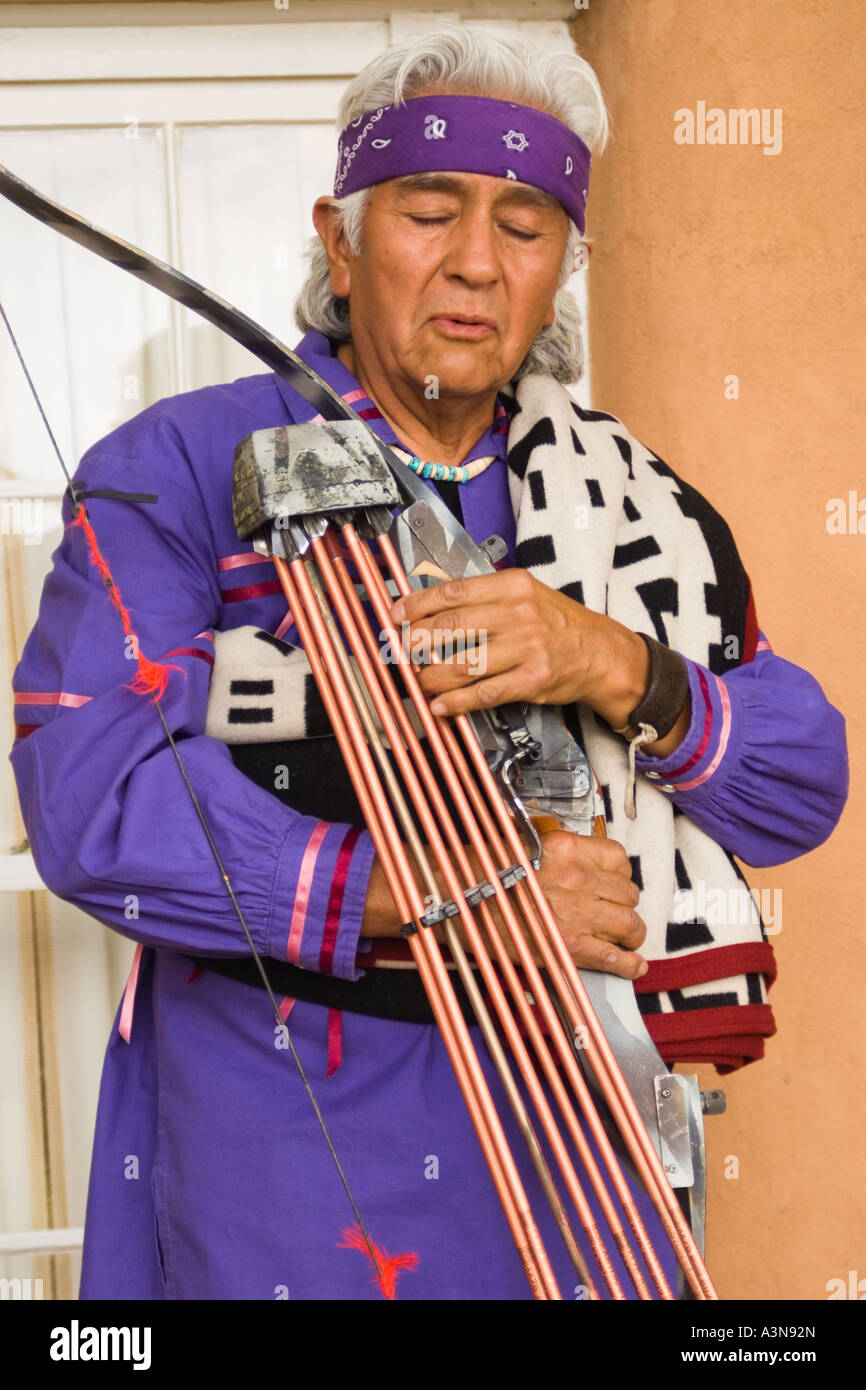 Native American story teller from the Puebloan Culture Stock Photo - Alamy