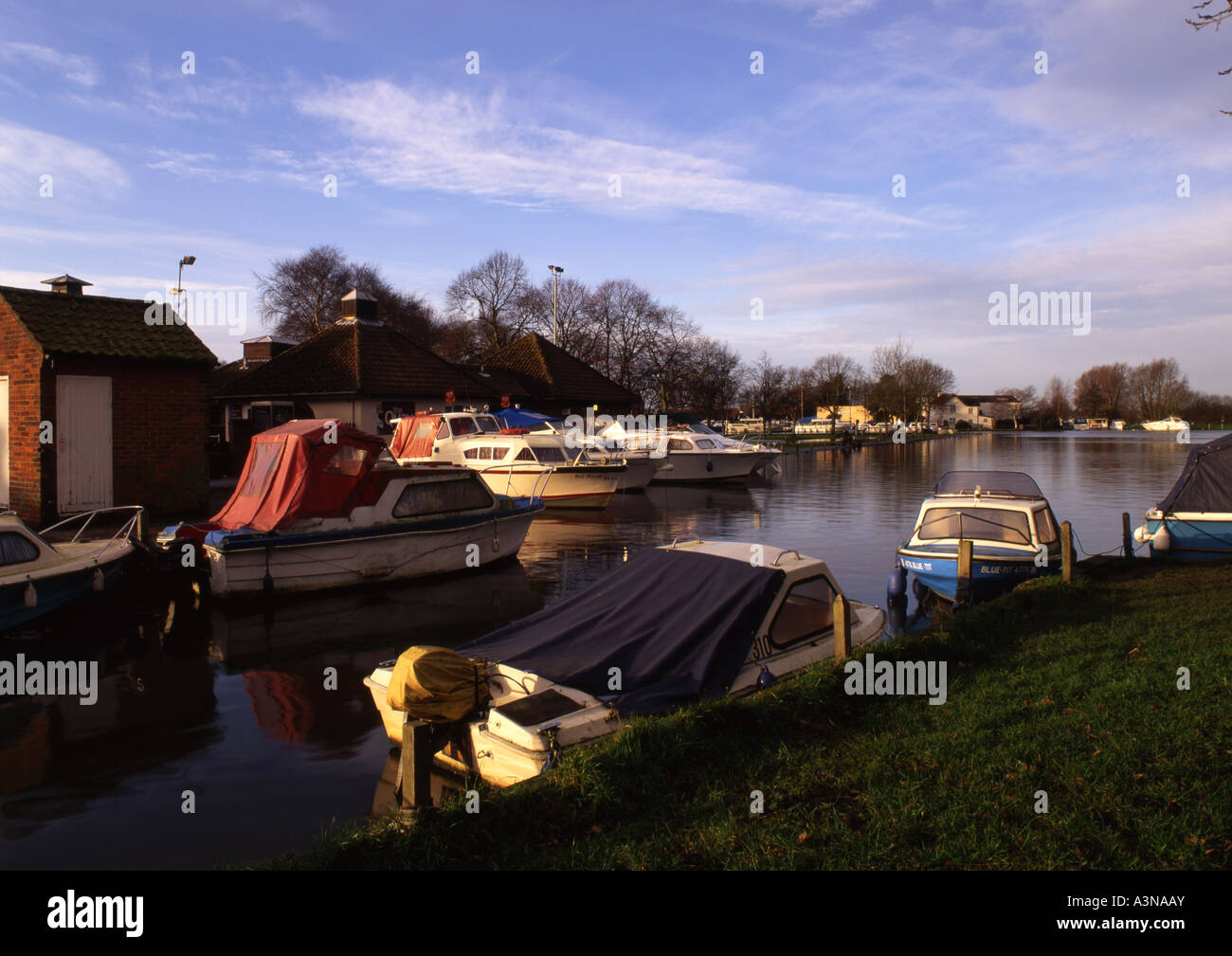 Beccles quay hi-res stock photography and images - Alamy