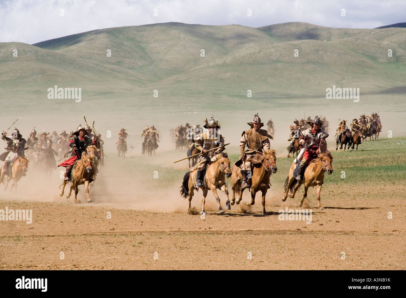 Mongol army hi-res stock photography and images - Alamy