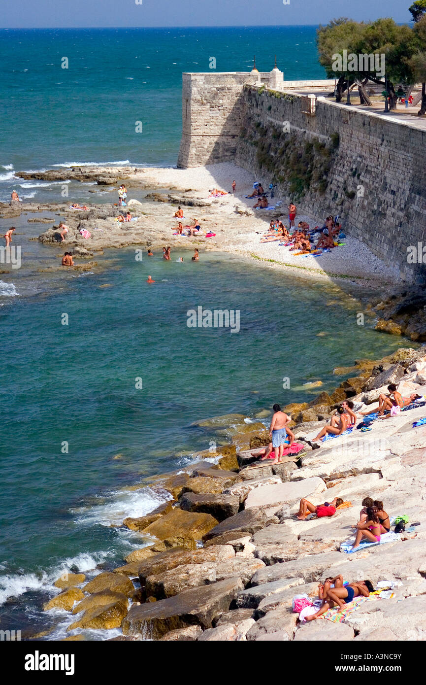Trani / Beach Stock Photo - Alamy