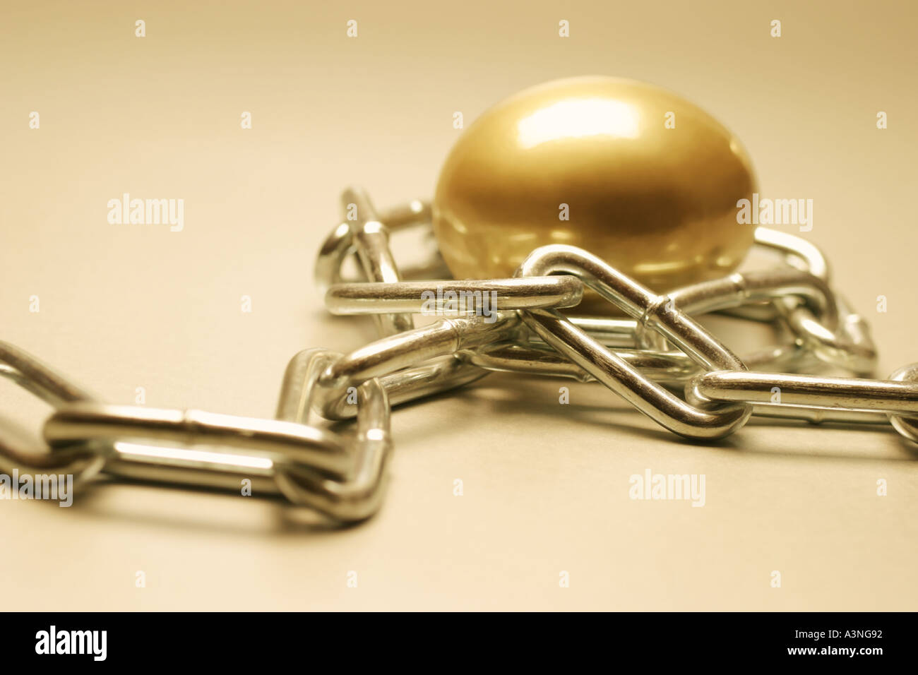 Egg chain hi-res stock photography and images - Alamy