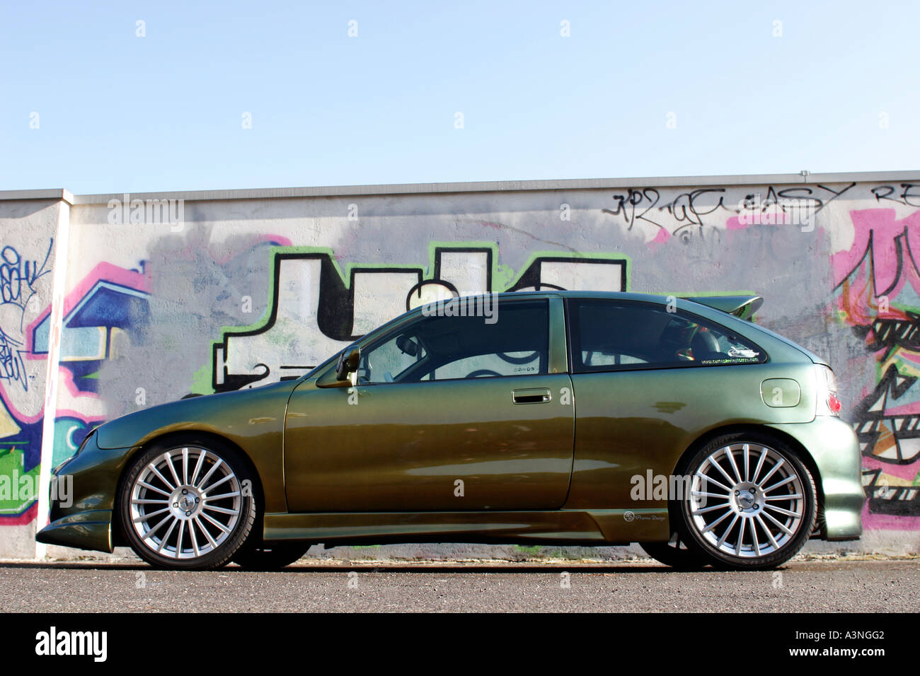 Mg zr hi-res stock photography and images - Alamy