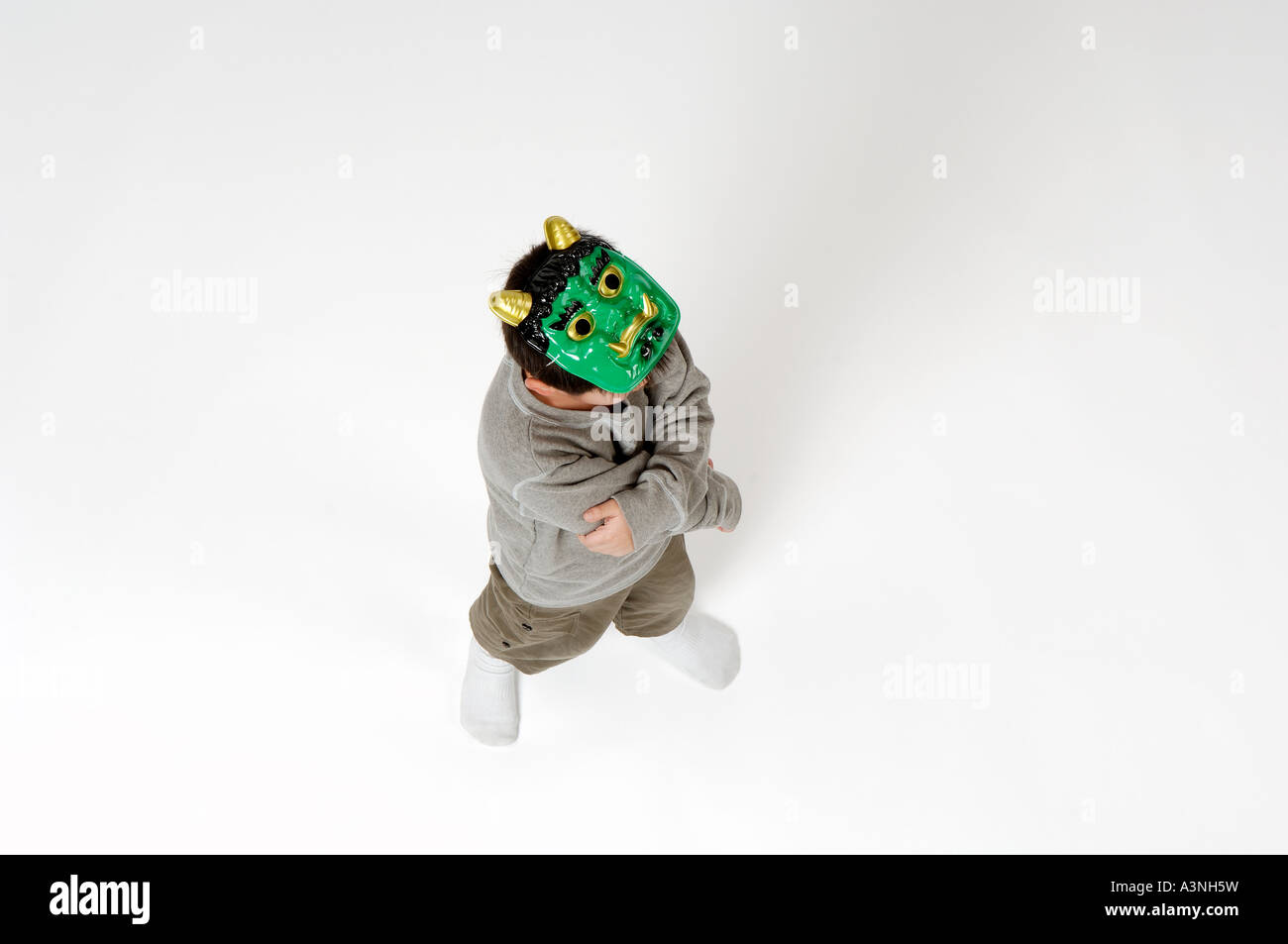 Boy wearing traditional japanese hi-res stock photography and images ...