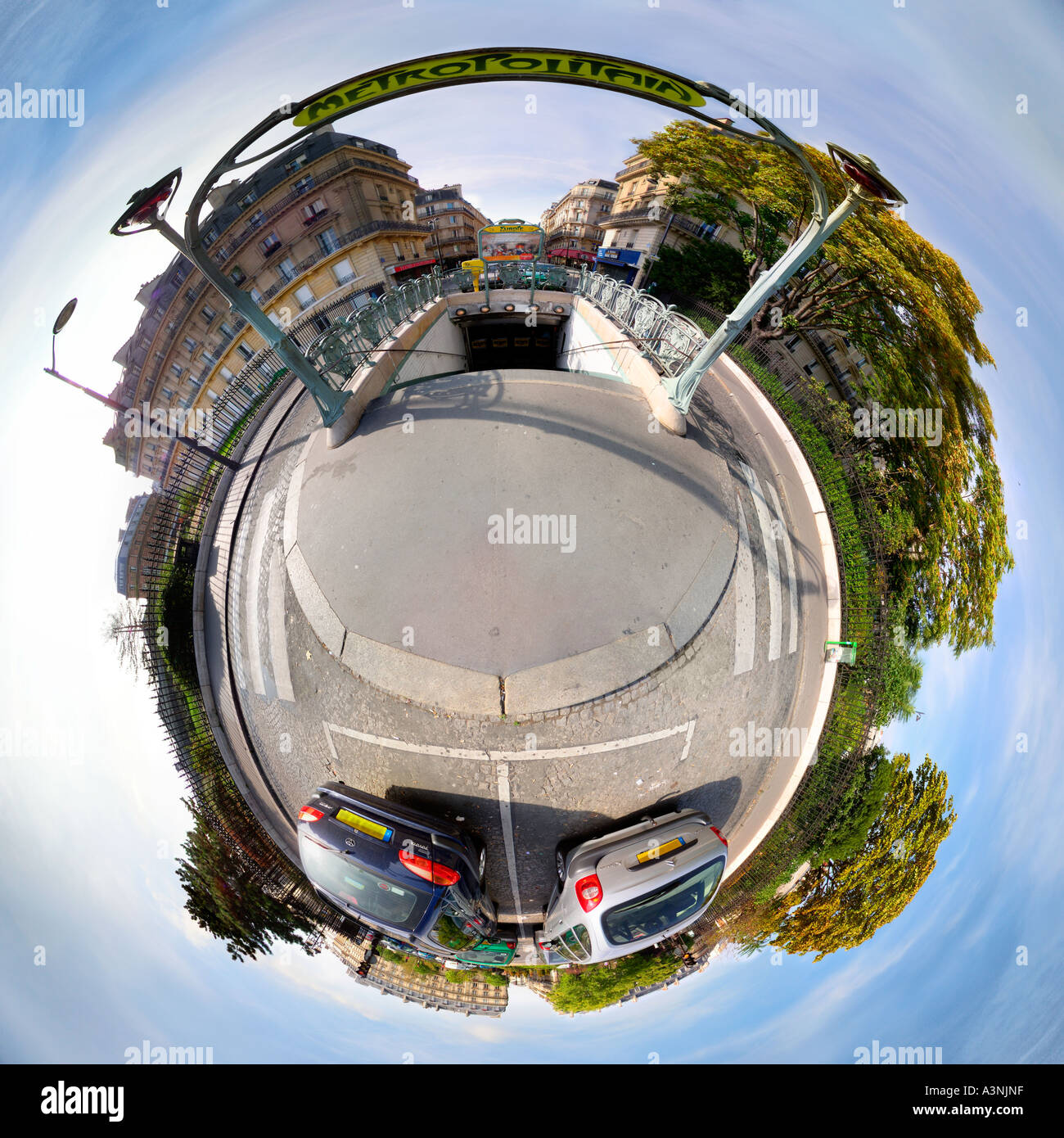 360 degrees panoramic view paris hi-res stock photography and images ...