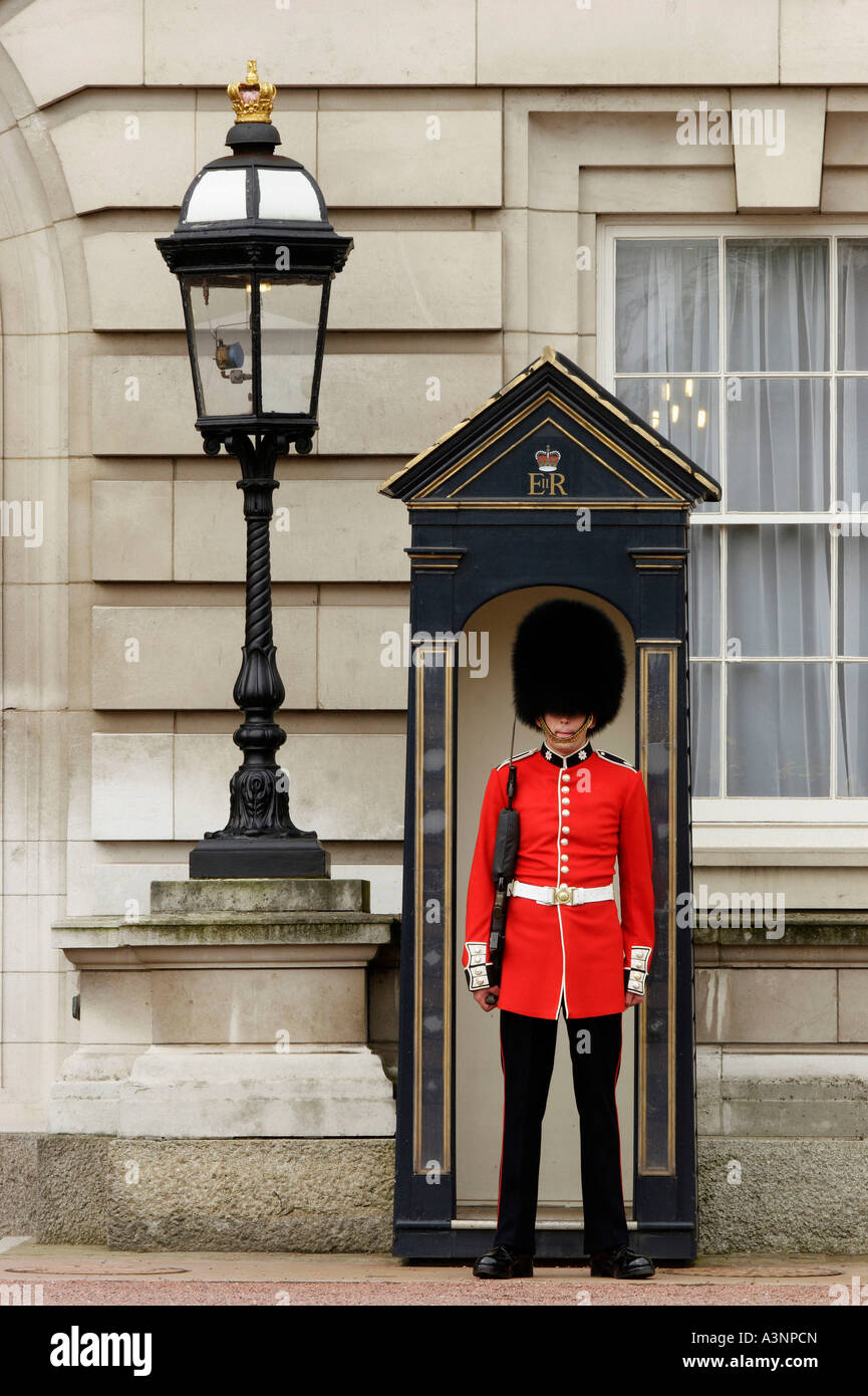 London / Guard Soldier Stock Photo - Alamy