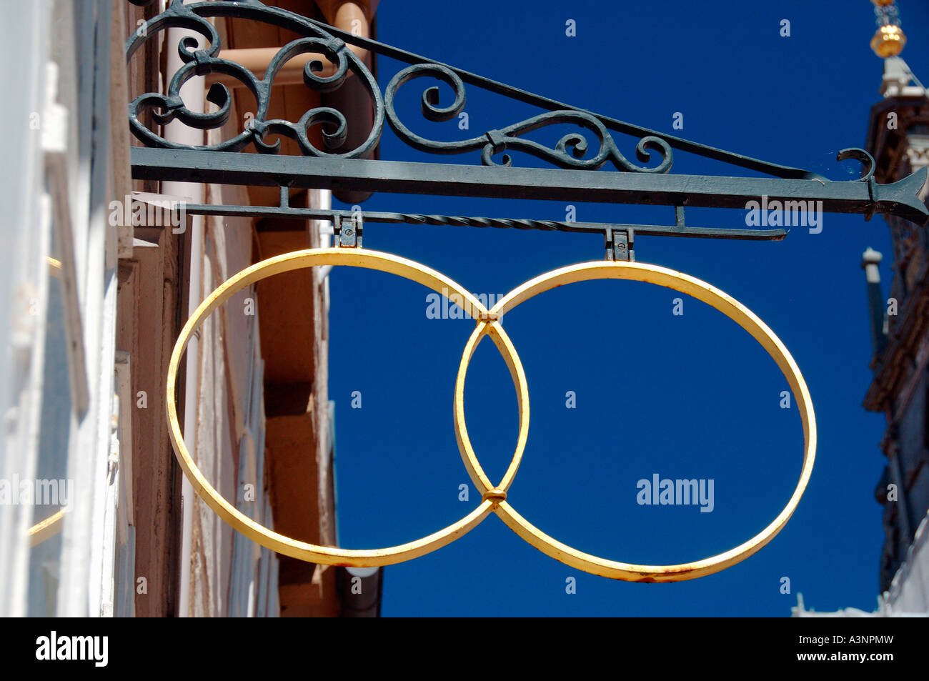 Civil registry office hi-res stock photography and images - Alamy