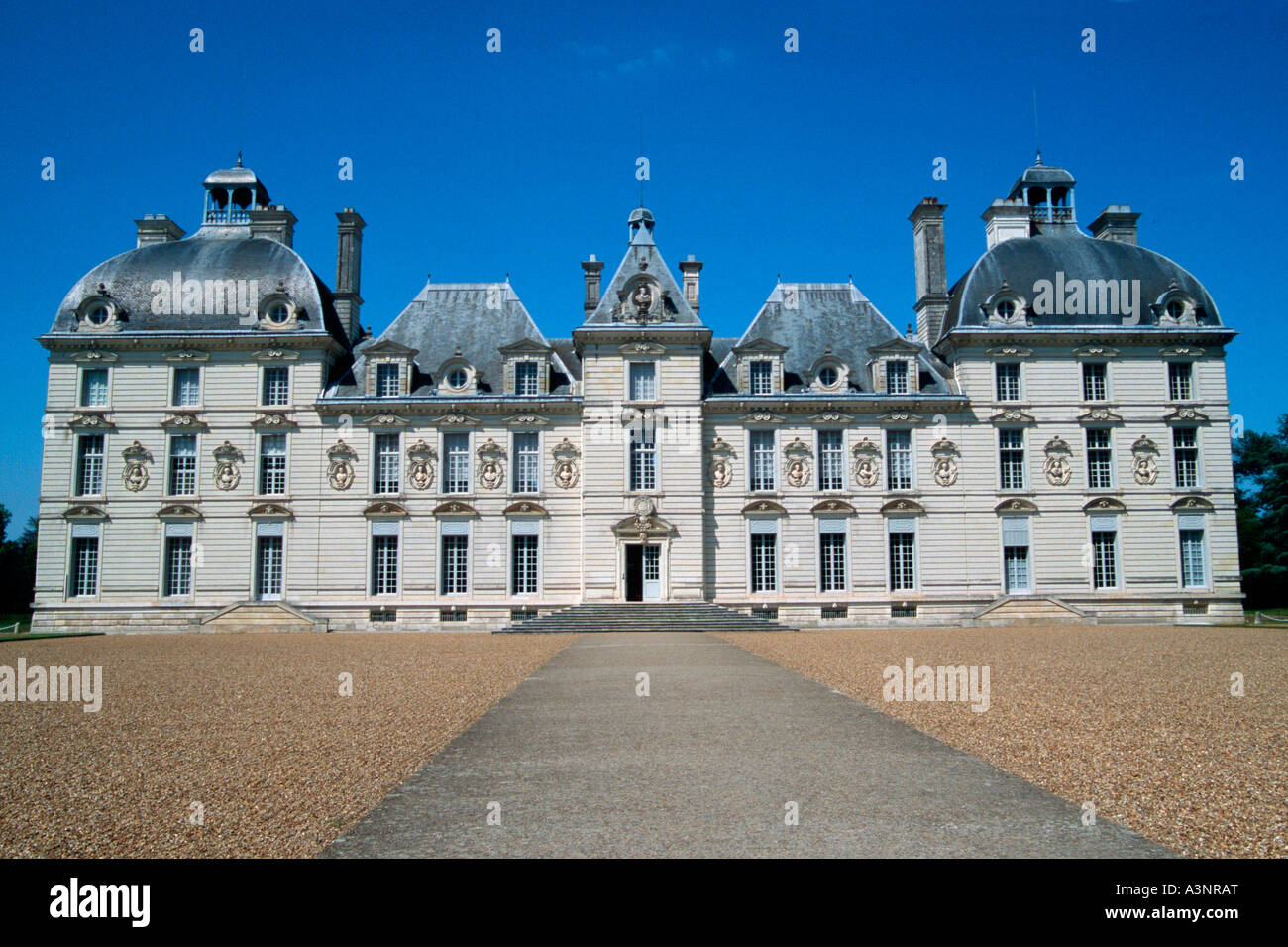 Cheverny palace hi-res stock photography and images - Alamy