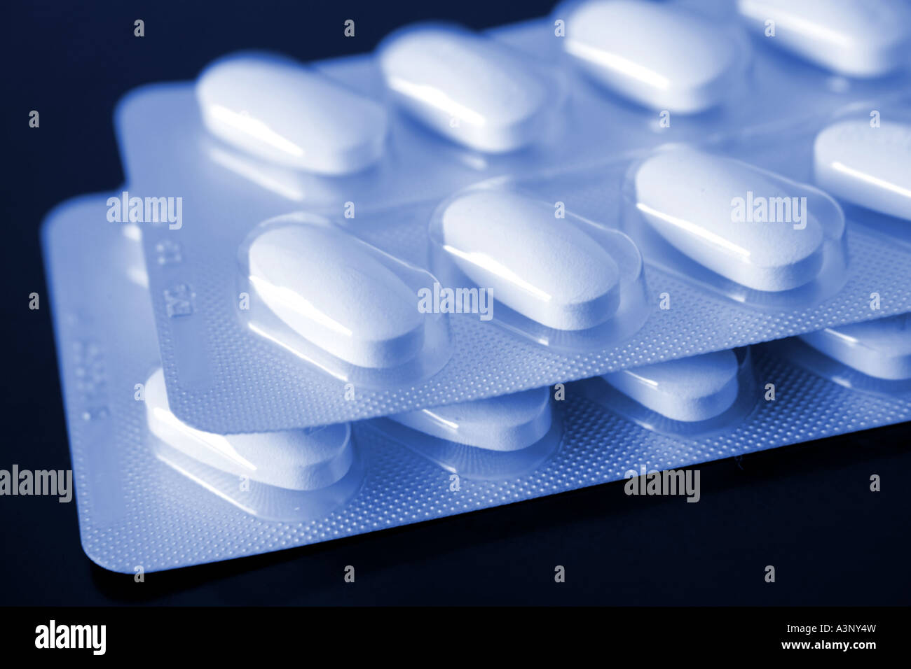 Tablets in packaging Stock Photo - Alamy