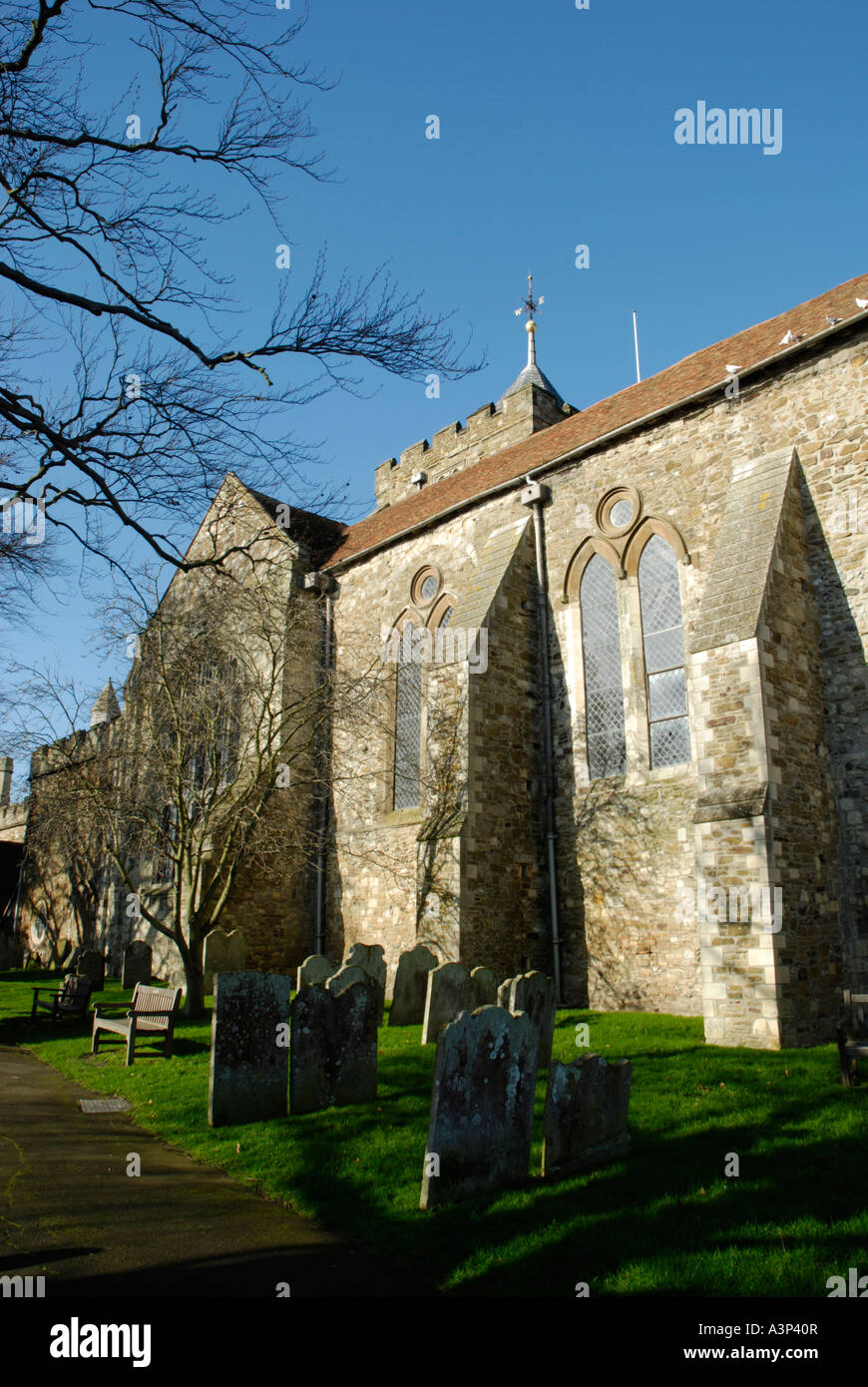 Rye church and graveyard hi-res stock photography and images - Alamy