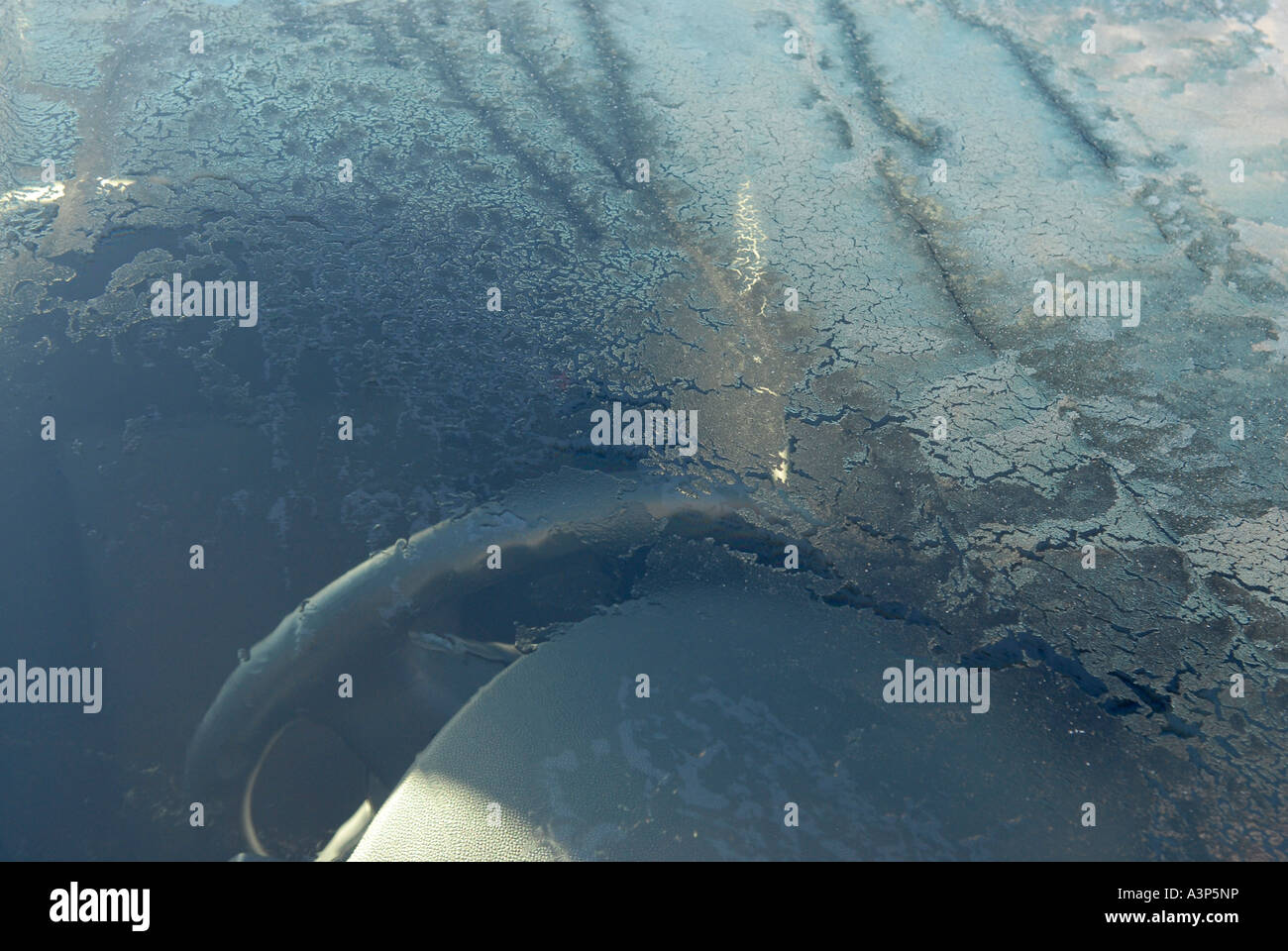 A frosty car windscreen on a cold morning Stock Photo - Alamy