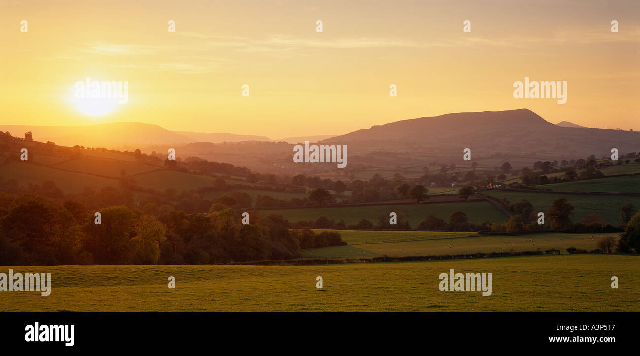 THE YSGYRYD FAWR SKIRRID MOUNTAIN NR ABERGAVENNY RURAL LANDSCAPE JUST ...