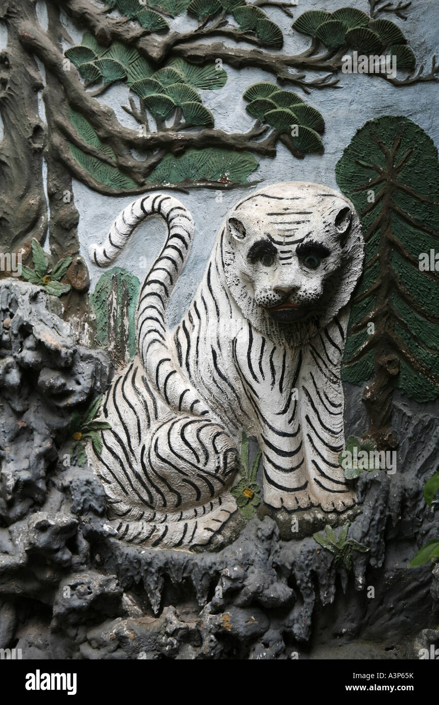 Tiger temple vietnam hi-res stock photography and images - Alamy