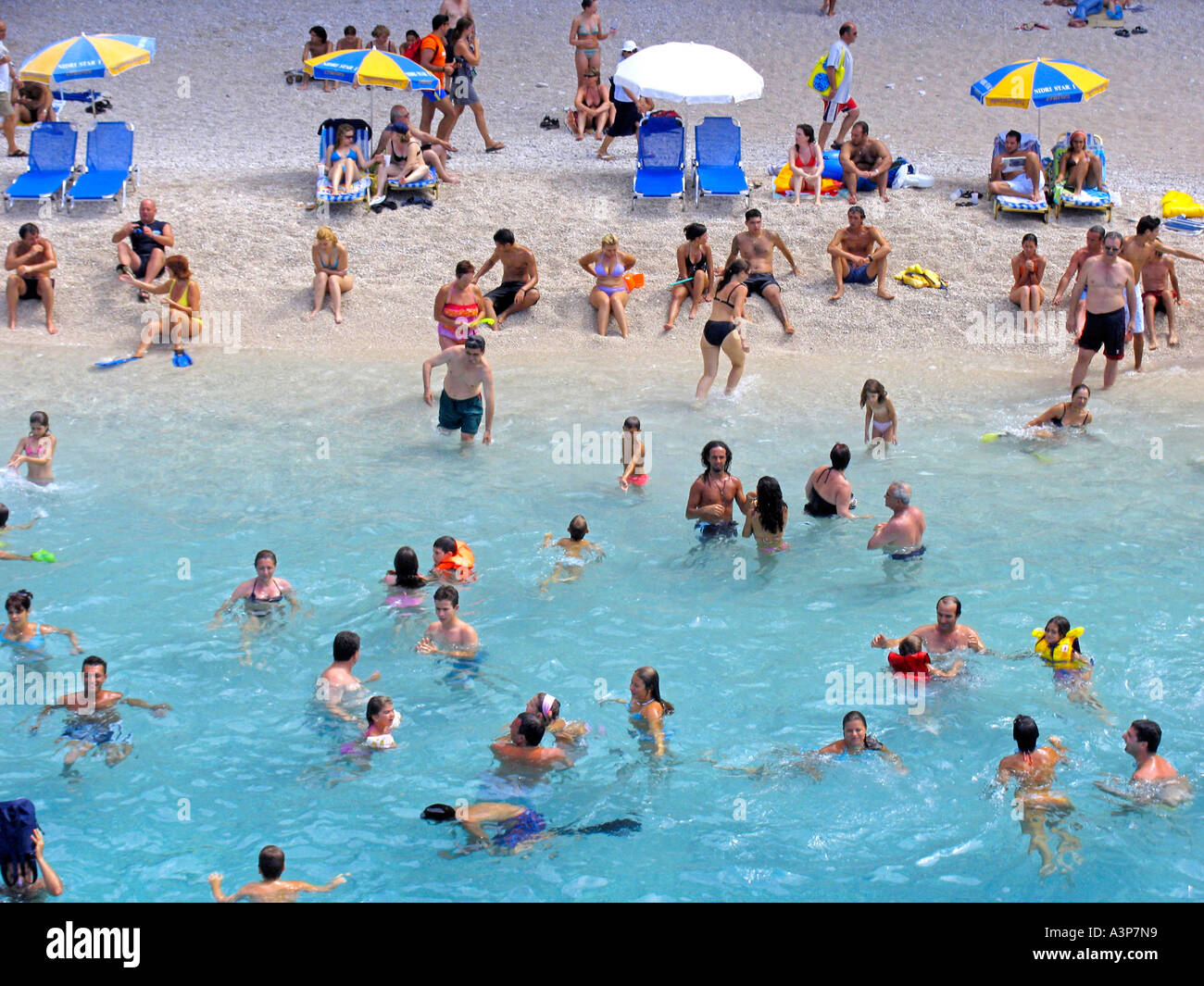 Tourists have a bath in a bay hi-res stock photography and images - Alamy
