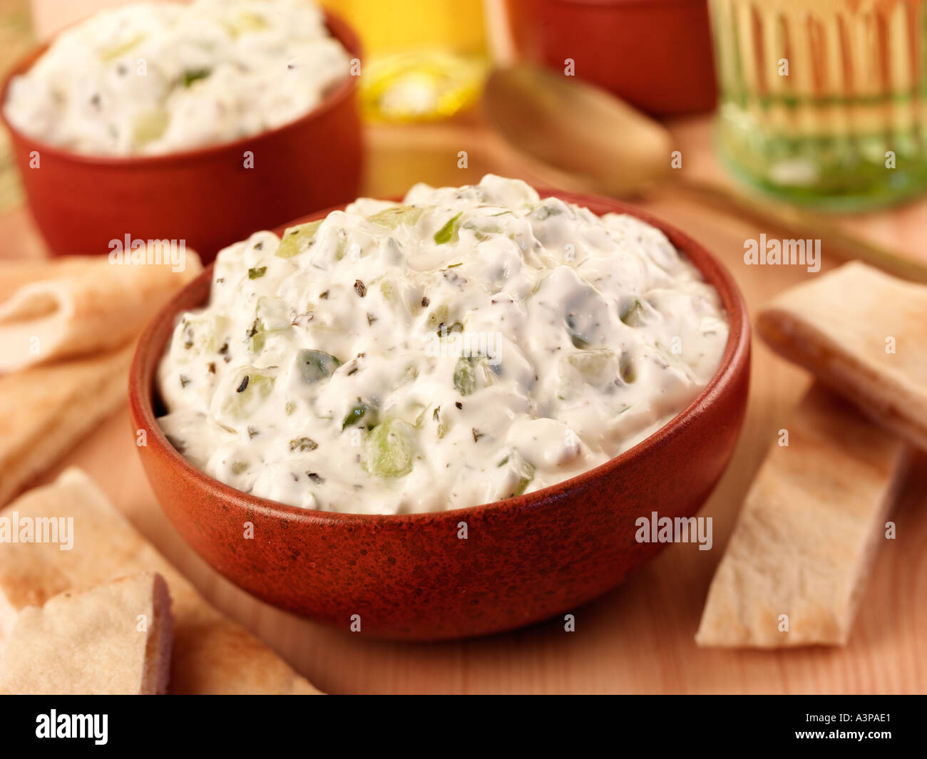 Tzatziki pitta bread hi-res stock photography and images - Alamy