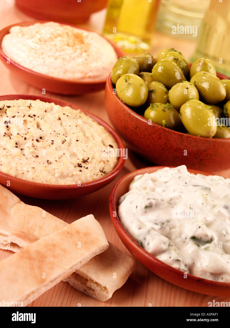 Mezzeh hi-res stock photography and images - Alamy