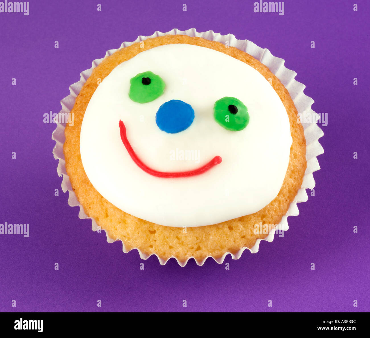 Cute Cupcake Faces High Resolution Stock Photography and Images - Alamy