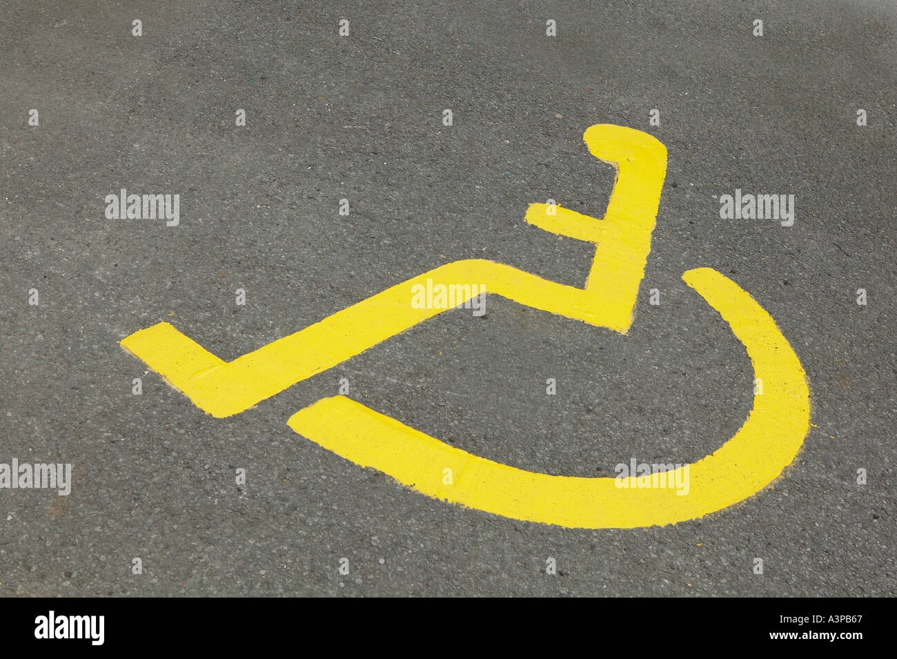 Disabled parking bay icon wheelchair hi-res stock photography and ...