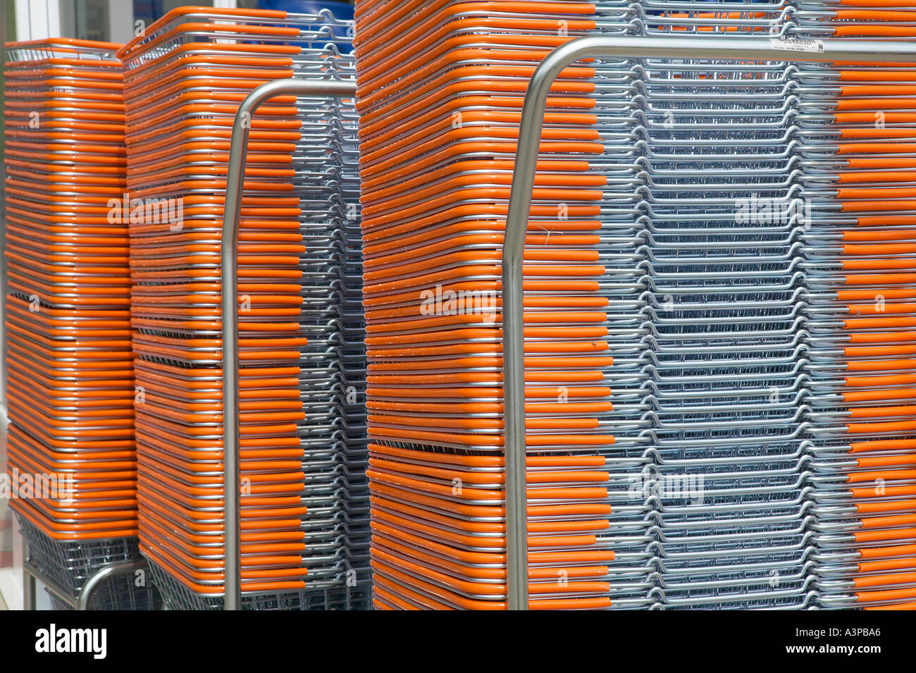 Stacked wire baskets hi-res stock photography and images - Alamy