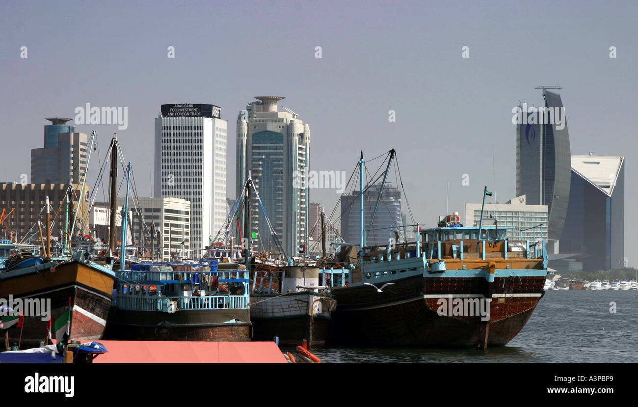Ship port dubai hi-res stock photography and images - Alamy
