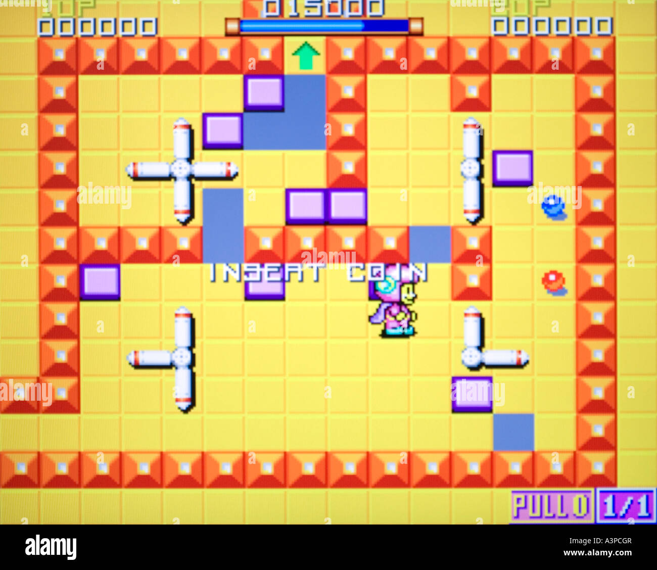 Pushman Comad 1990 vintage arcade videogame screenshot EDITORIAL USE ...