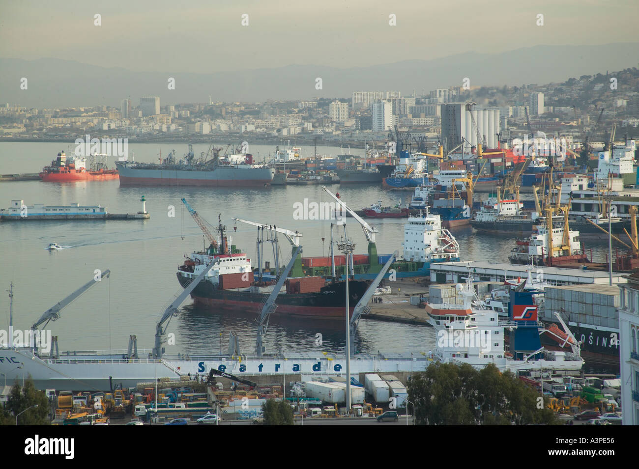 Alger port hi-res stock photography and images - Alamy