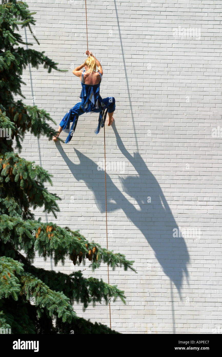 Vertical Vertical wall dancing Stock Photo - Alamy