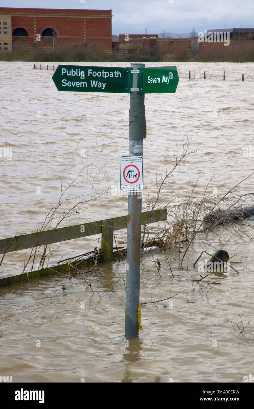 Severn Way Public Footpath under water as River Severn breaks its banks ...
