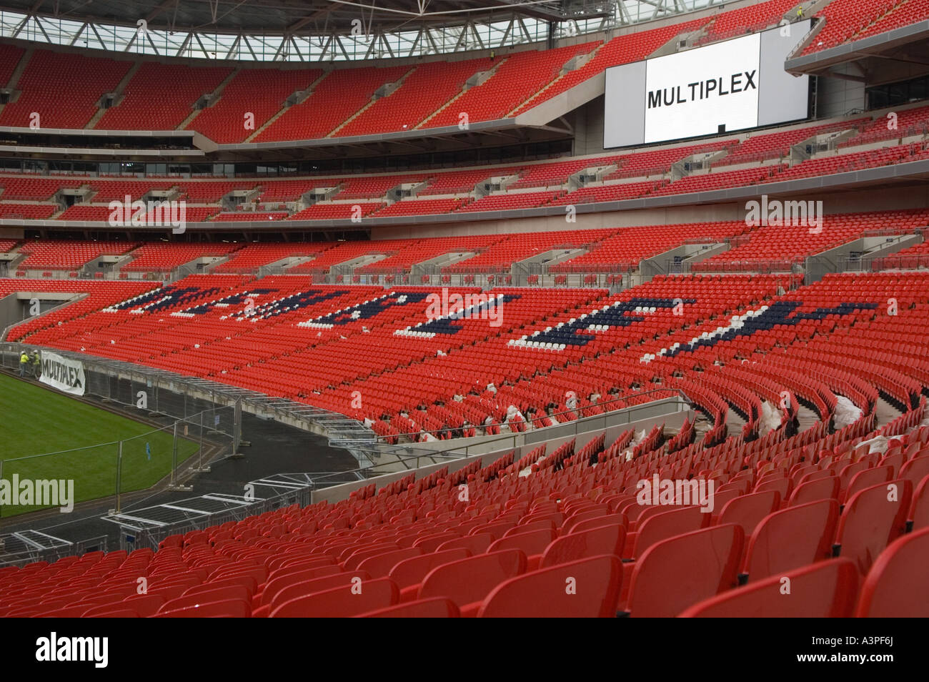 New wembley stadium construction hi-res stock photography and images ...