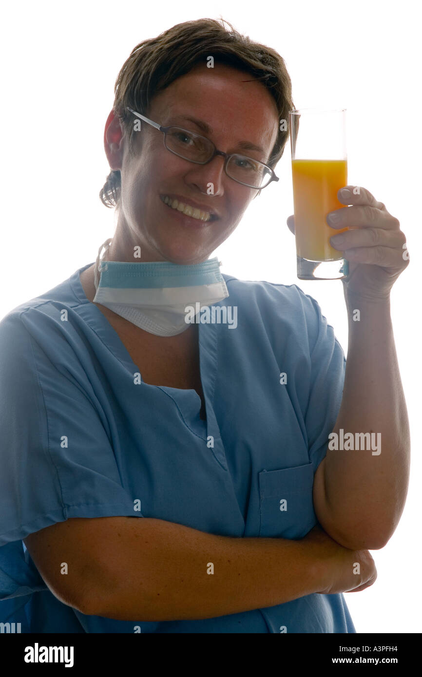 One person drinking 40 45 50 doctor hi-res stock photography and images ...