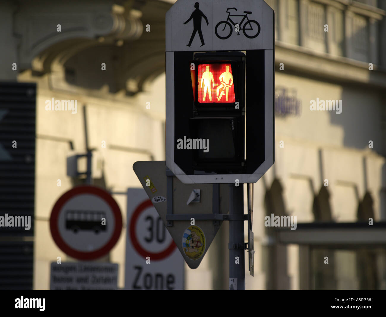 red traffic light for pedestrians and cyclists traffic signs Stock ...