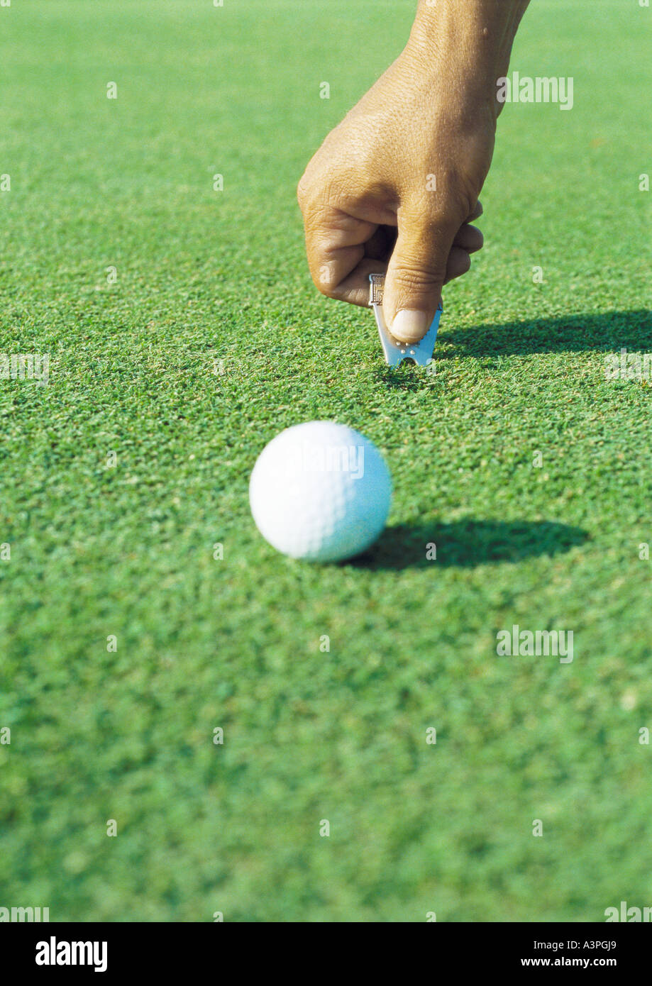 Divot hi-res stock photography and images - Alamy