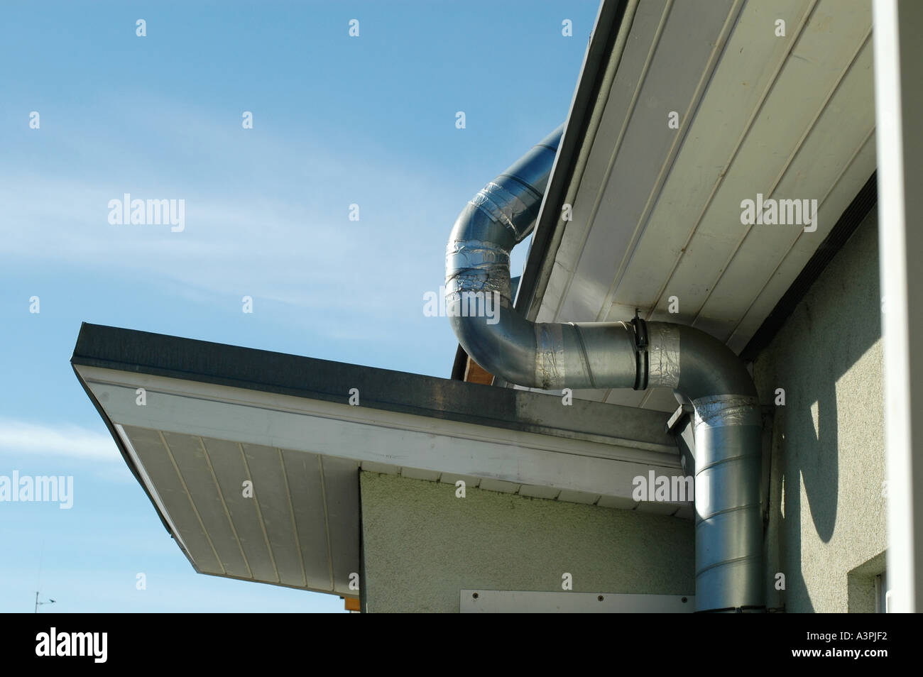 Eaves gutter canopy hi-res stock photography and images - Alamy