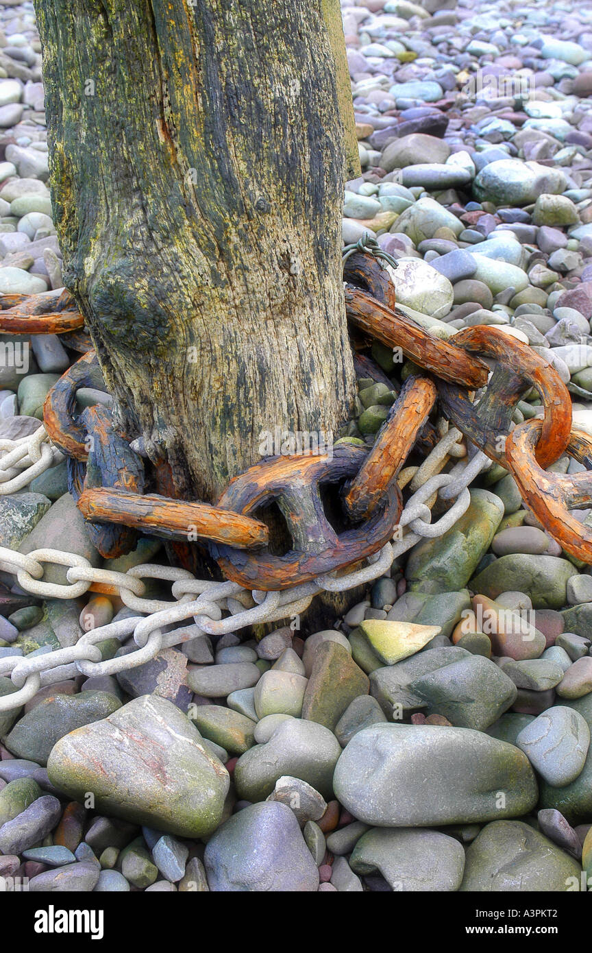 Mooring Chains Porlock Weir Exmoor Devon Stock Photo - Alamy